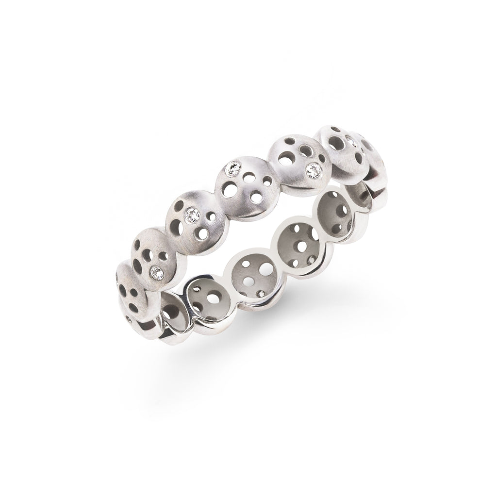Moon & Stars All Oculus Coin Eternity Band – Dana Bronfman